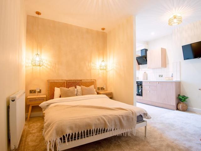 Room at Burton Road, Derby