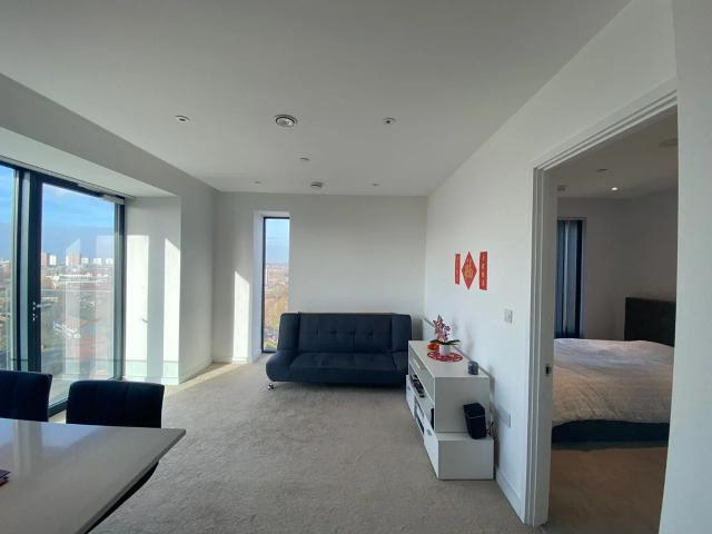 Room at Bury Street, Salford