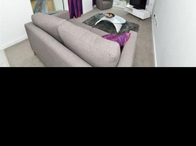 Room at Butetown Link, Cardiff