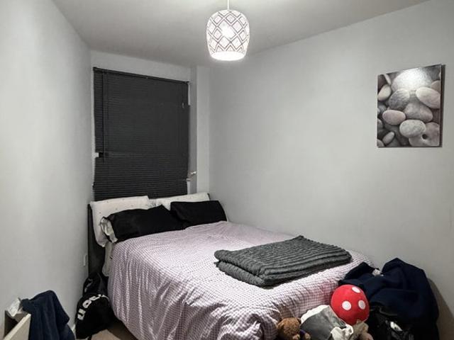 Room at Bute Terrace, Cardiff