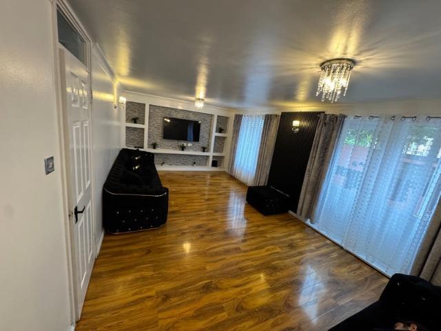 Room at Buttmarsh Close, Greater London