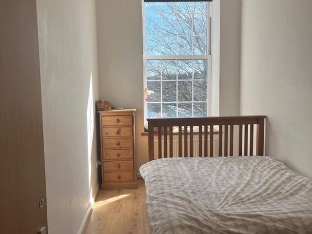 Room at Byegrove Road, Greater London