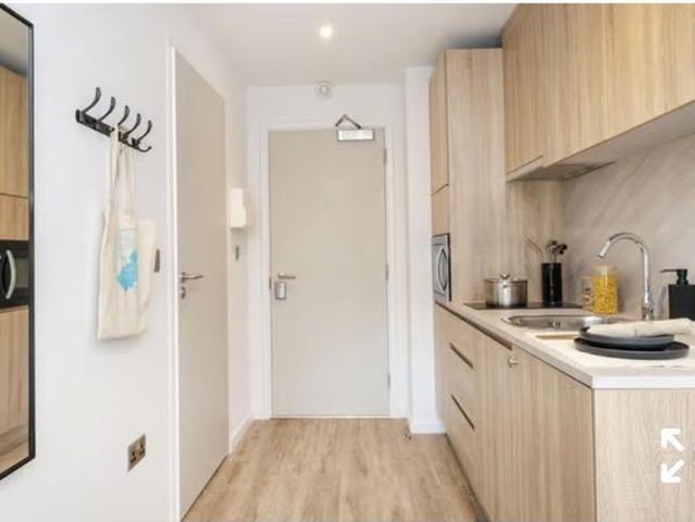 Room at Byron Street, Leeds