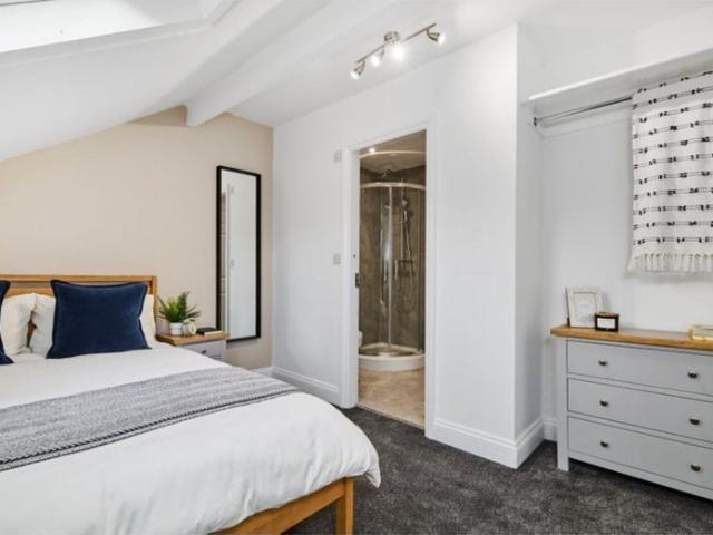 Room at Back Claremont Terrace, Leeds