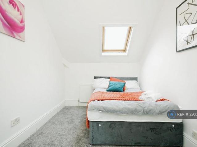Room at Back Crawford Avenue, Bolton