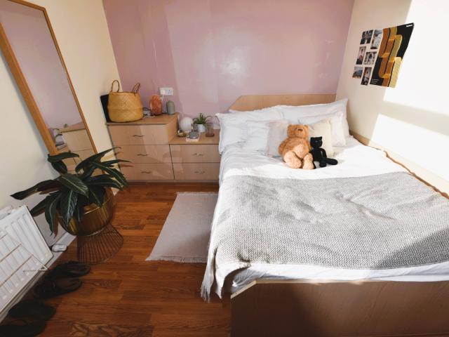 Room at Back Meadow View, Leeds
