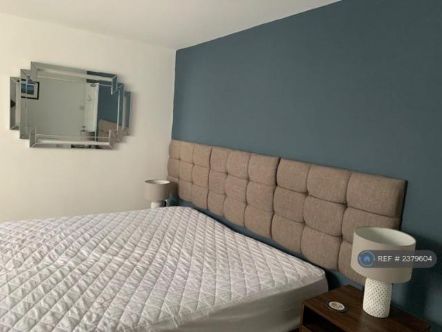 Room at Back Quay, Truro