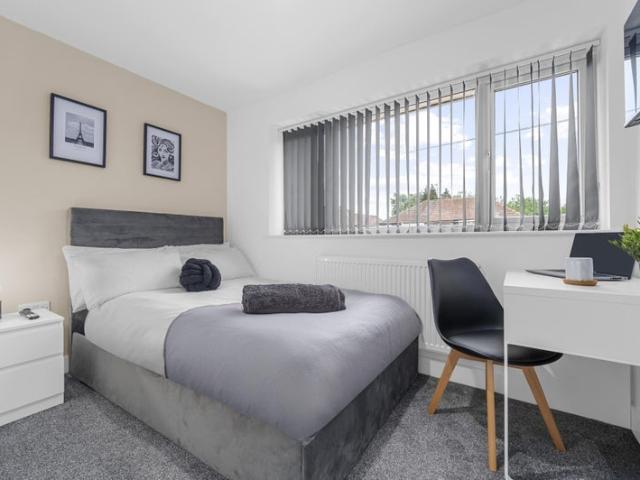 Room at Baguley Street, Tameside