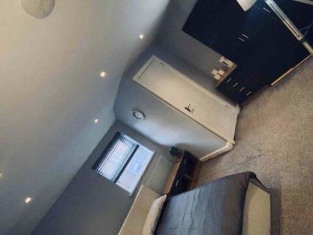 Room at Bailey Street, Royton