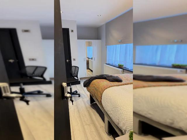 Room at Balmoral Drive, Hertsmere