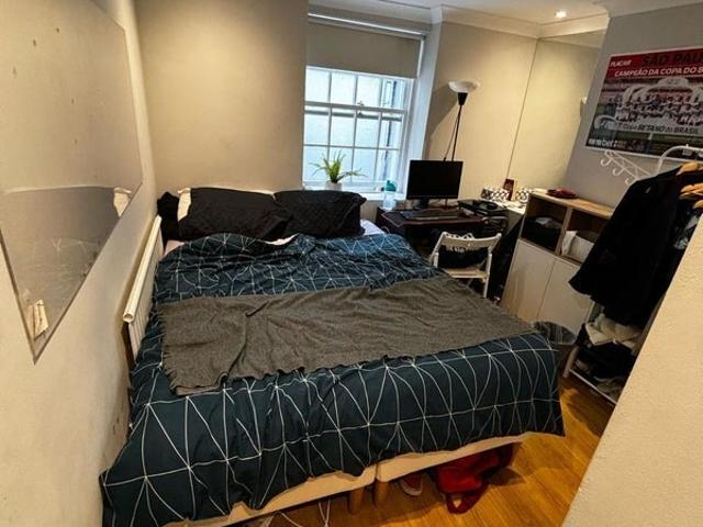 Room at Balcombe Street, City of Westminster