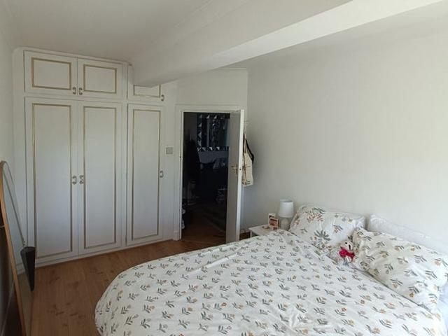 Room at Balham High Road, Greater London