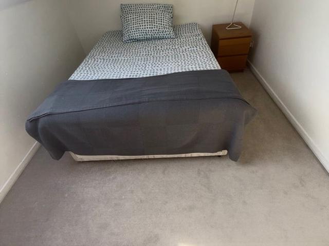 Room at Ballater Road, Greater London