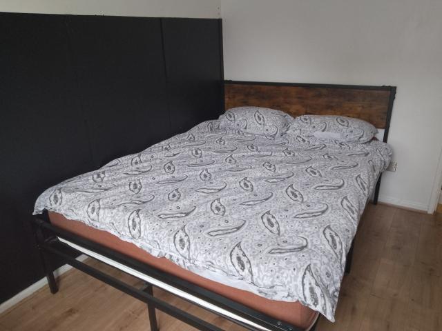 Room at Bamburg Close, Great Oakley