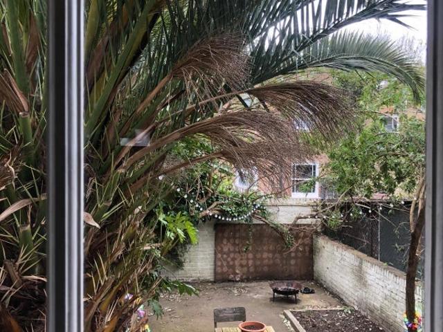 Room at Bancroft Road, Greater London