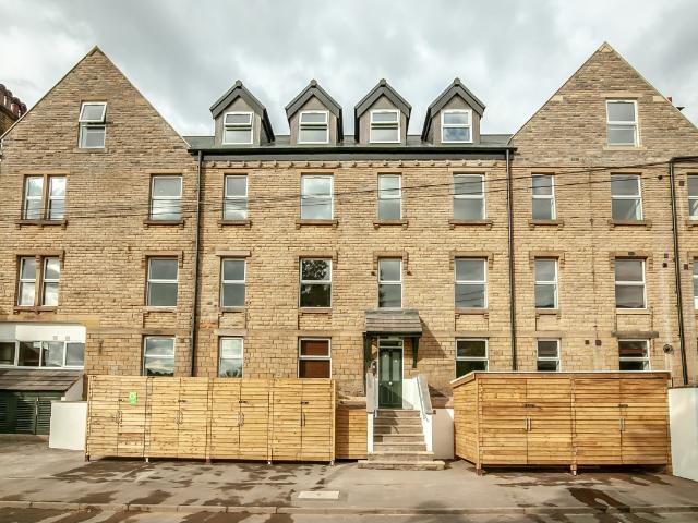 Room at Bankfield Road, Kirklees
