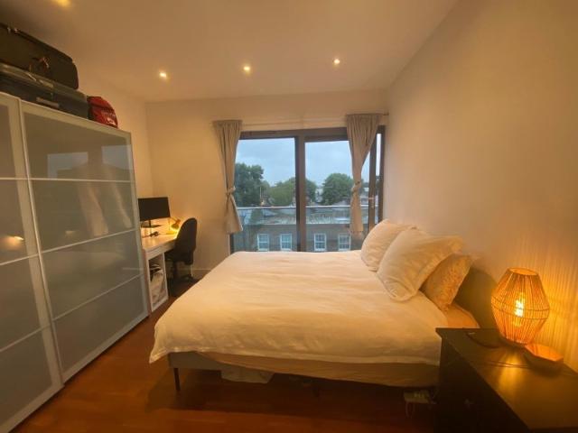 Room at Basire Street, Greater London