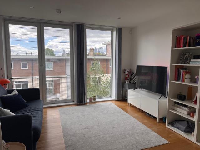 Room at Basire Street, Greater London