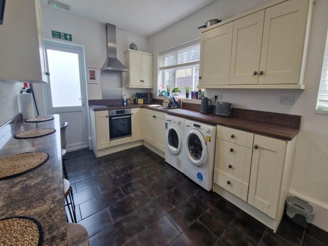 Room at Bass Street, Derby