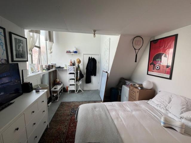 Room at Barnabas Road, Greater London