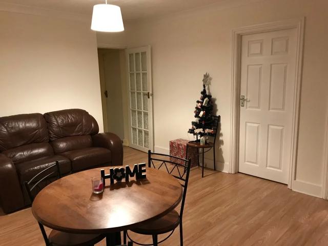 Room at Barnard Road, Greater London