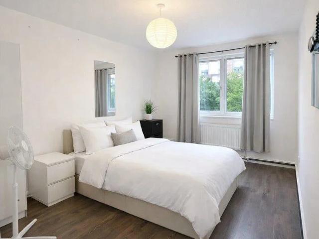 Room at Barnardo Gardens, Greater London