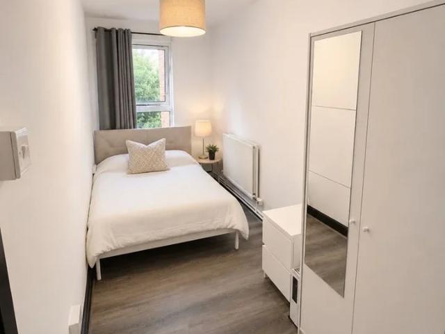 Room at Barnardo Gardens, Greater London