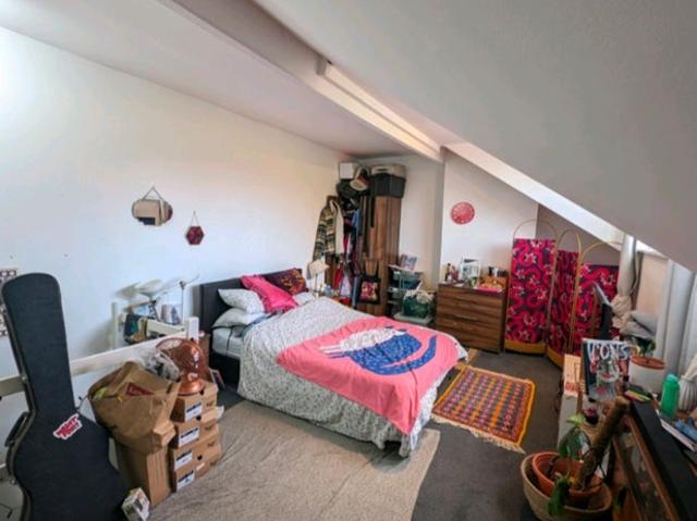 Room at Barnbrough Street, Leeds