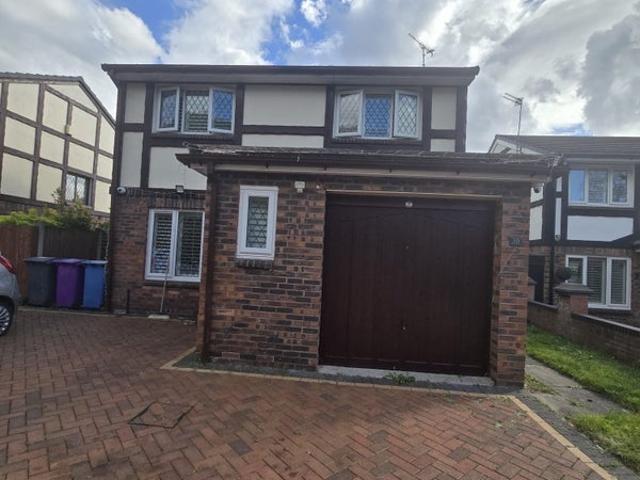 Room at Barnfield Close, Liverpool