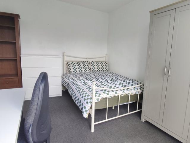 Room at Barnfield Road, Crawley