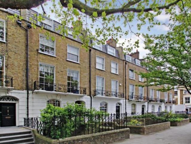 Room at Barnsbury Road, Greater London