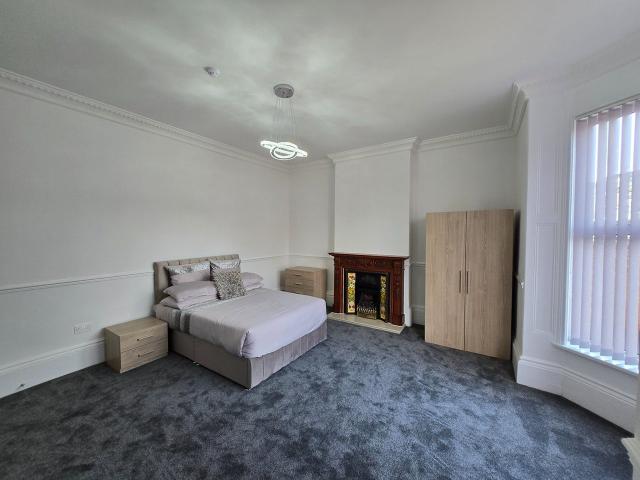 Room at Barnsley Road, Sheffield