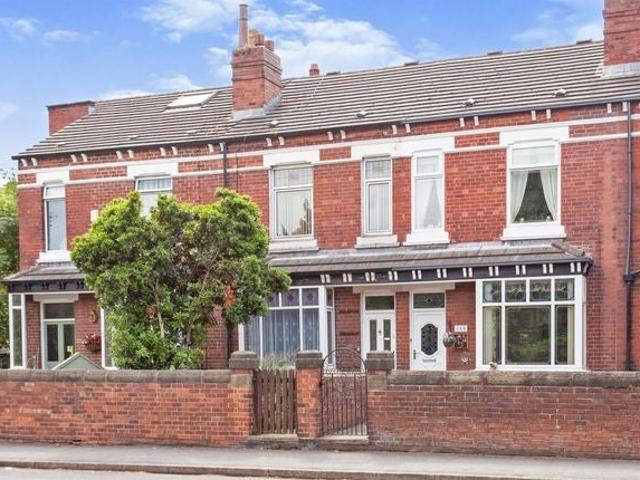 Room at Barnsley Road, Wakefield