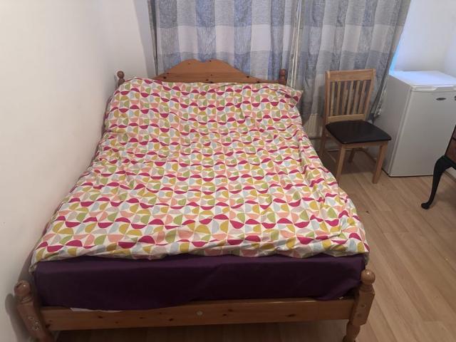 Room at Baron Grove, Greater London