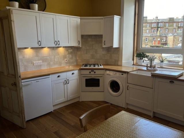Room at Baronscourt Road, City of Edinburgh