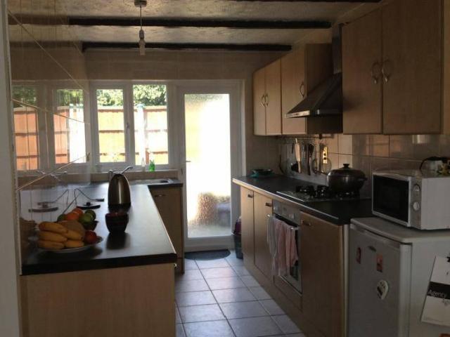 Room at Barbury Drive, Nottingham