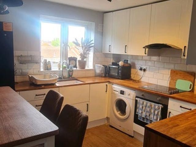 Room at Bardsey Gardens, Nottingham