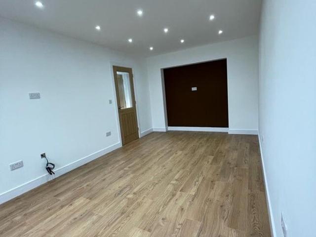 Room at Bargeman Road, Maidenhead