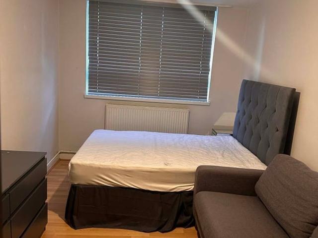 Room at Barking Road, Greater London