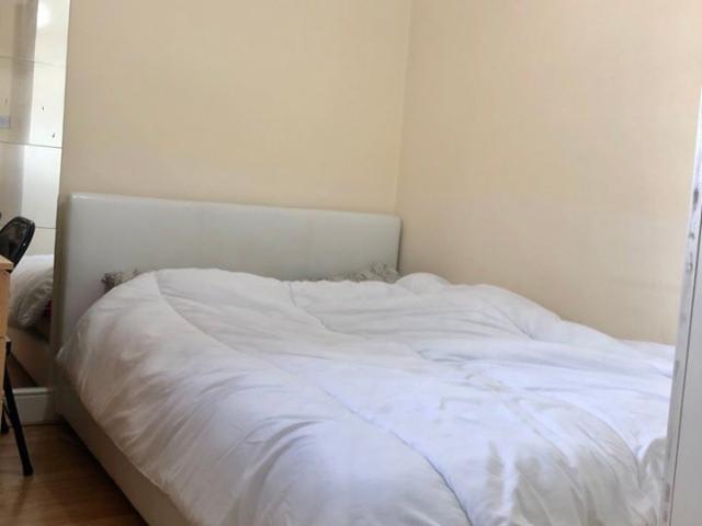 Room at Barking Road, Greater London