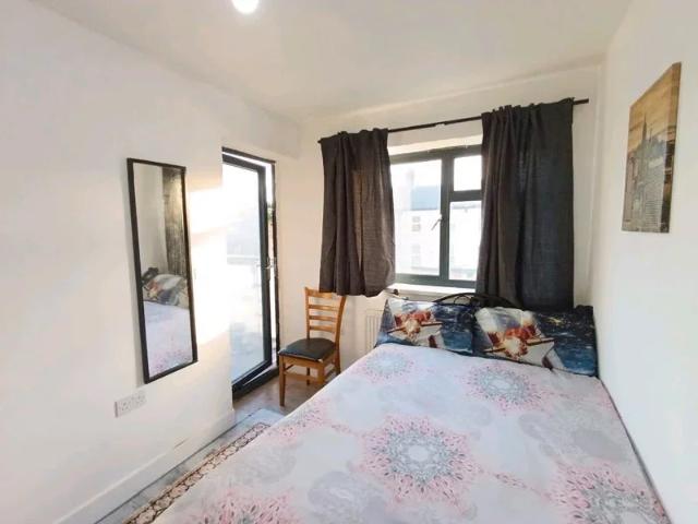 Room at Barking Road, Greater London
