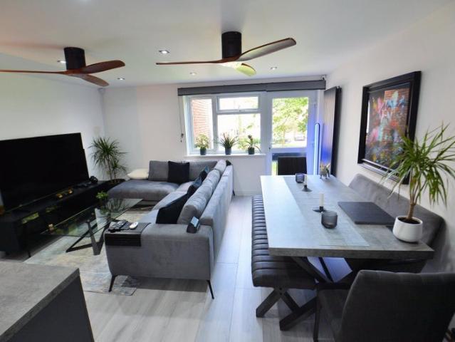 Room at Barley Close, Crawley