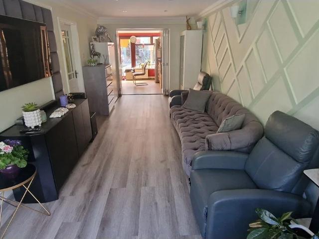 Room at Barlinch Close, Taunton