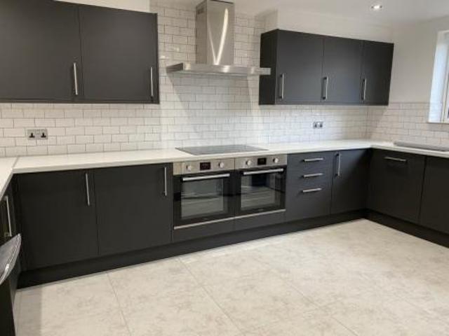 Room at Barrique Road, Nottingham