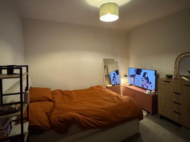 Room at Barrowgate Road, Greater London