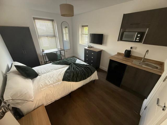 Room at Barton Road, Dover