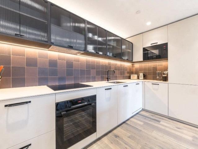 Room at Bathurst Square, Greater London