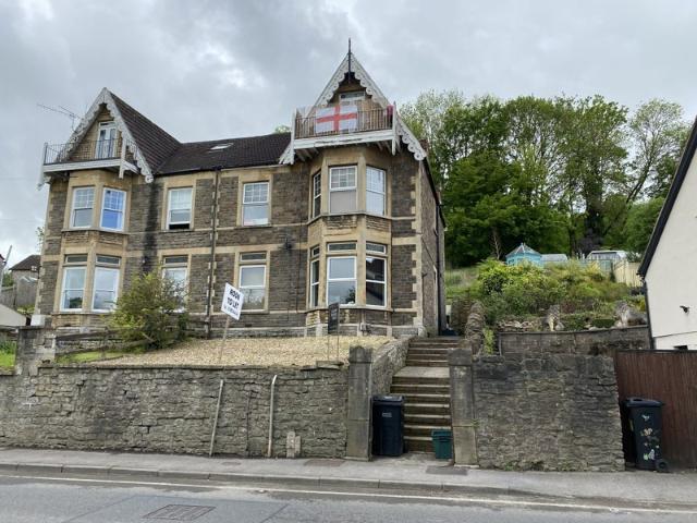 Room at Bath Road, Saltford
