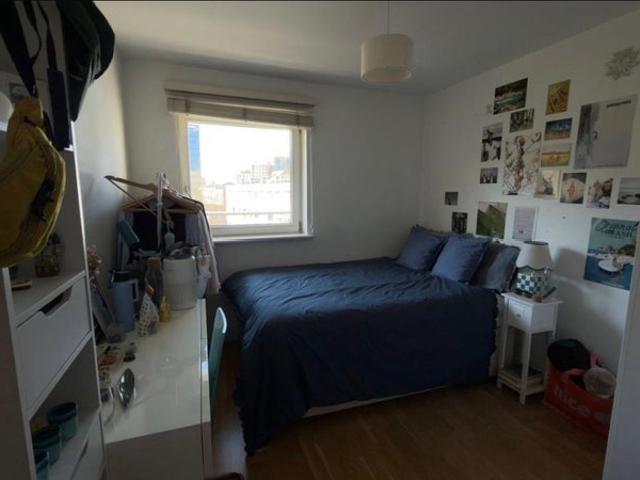 Room at Battersea Park Road, Greater London
