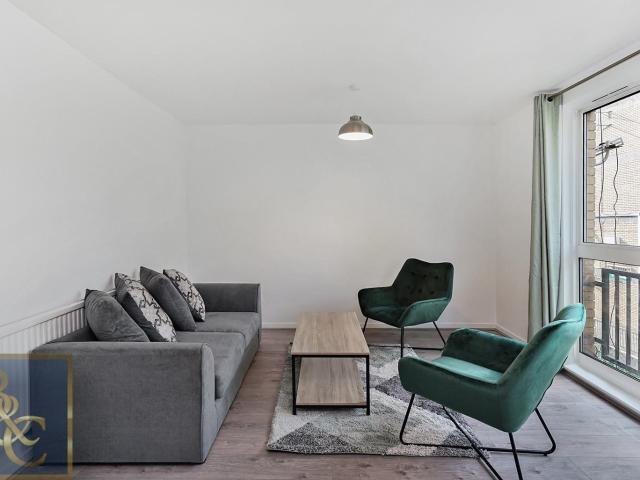 Room at Bayham Street, London
